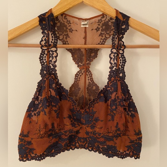 Wishlist | Intimates & Sleepwear | Sweetheart Neckline Lace Bralette ...